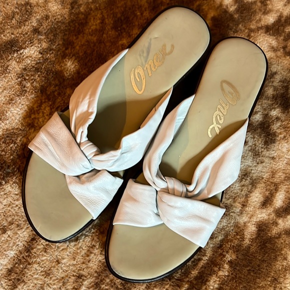 Onex | Shoes | Onex White Sandals Size 9 | Poshmark